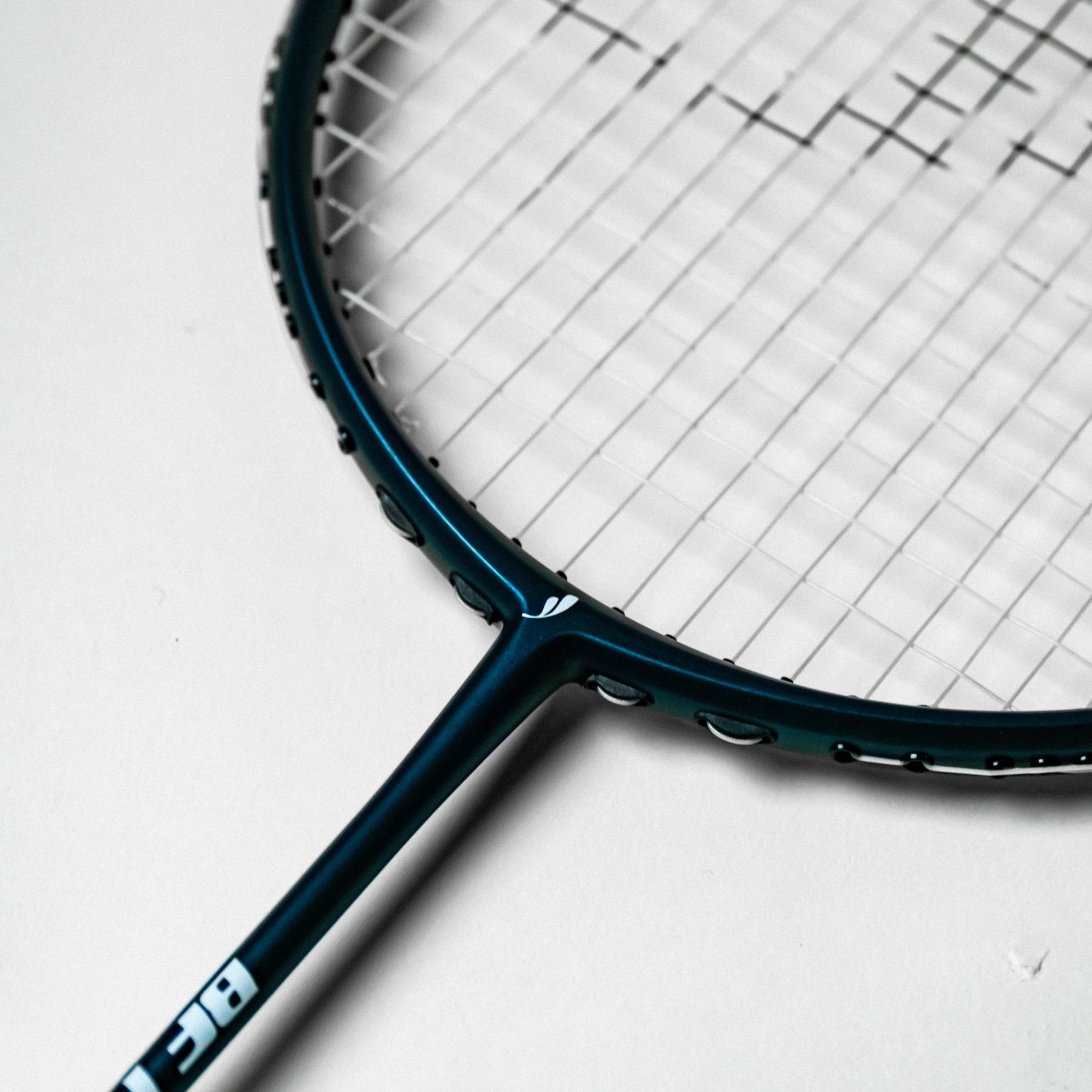Badminton shop founded by Morten Frost – Basic Feather