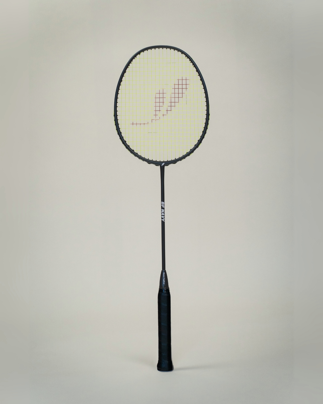 BF Navy, preferred racket by Morten Frost – Basic Feather