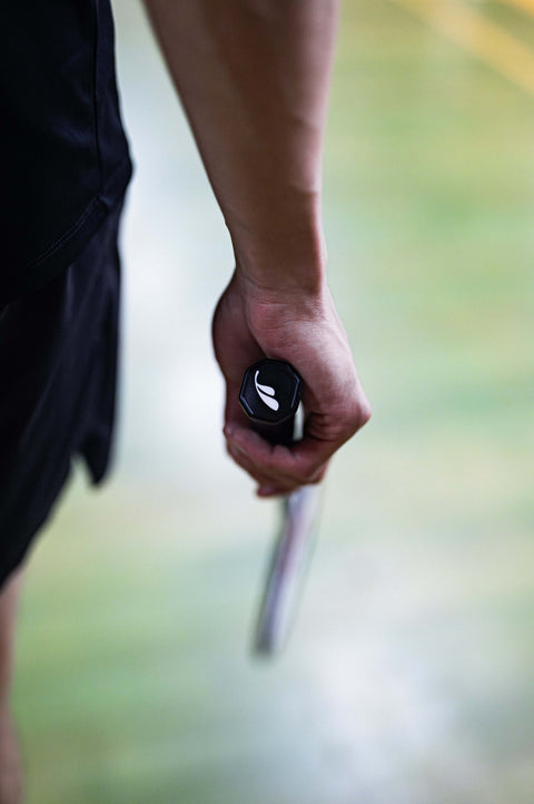 Badminton online shop founded by Morten Frost – Basic Feather