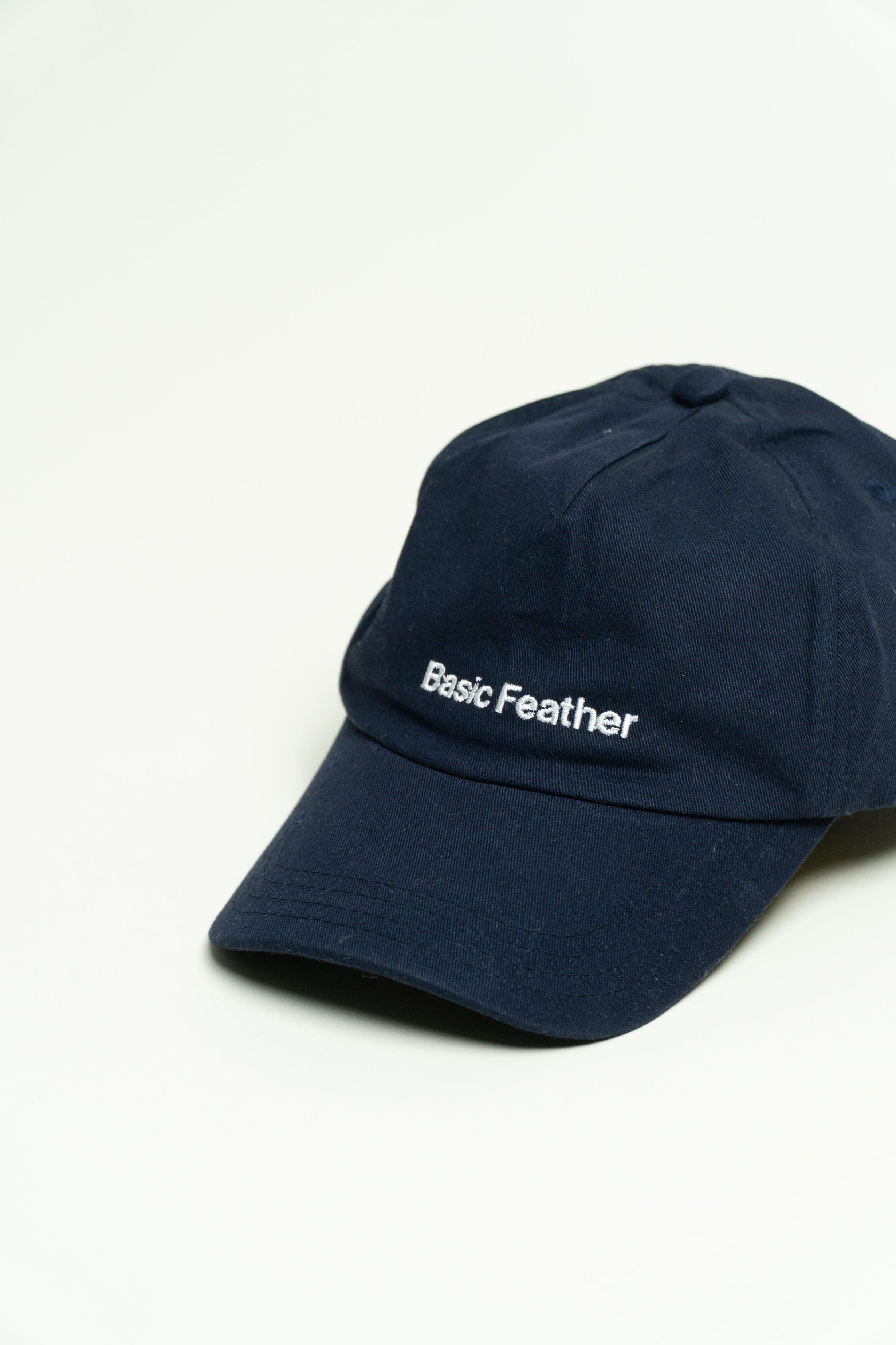 Badminton online shop founded by Morten Frost – Basic Feather